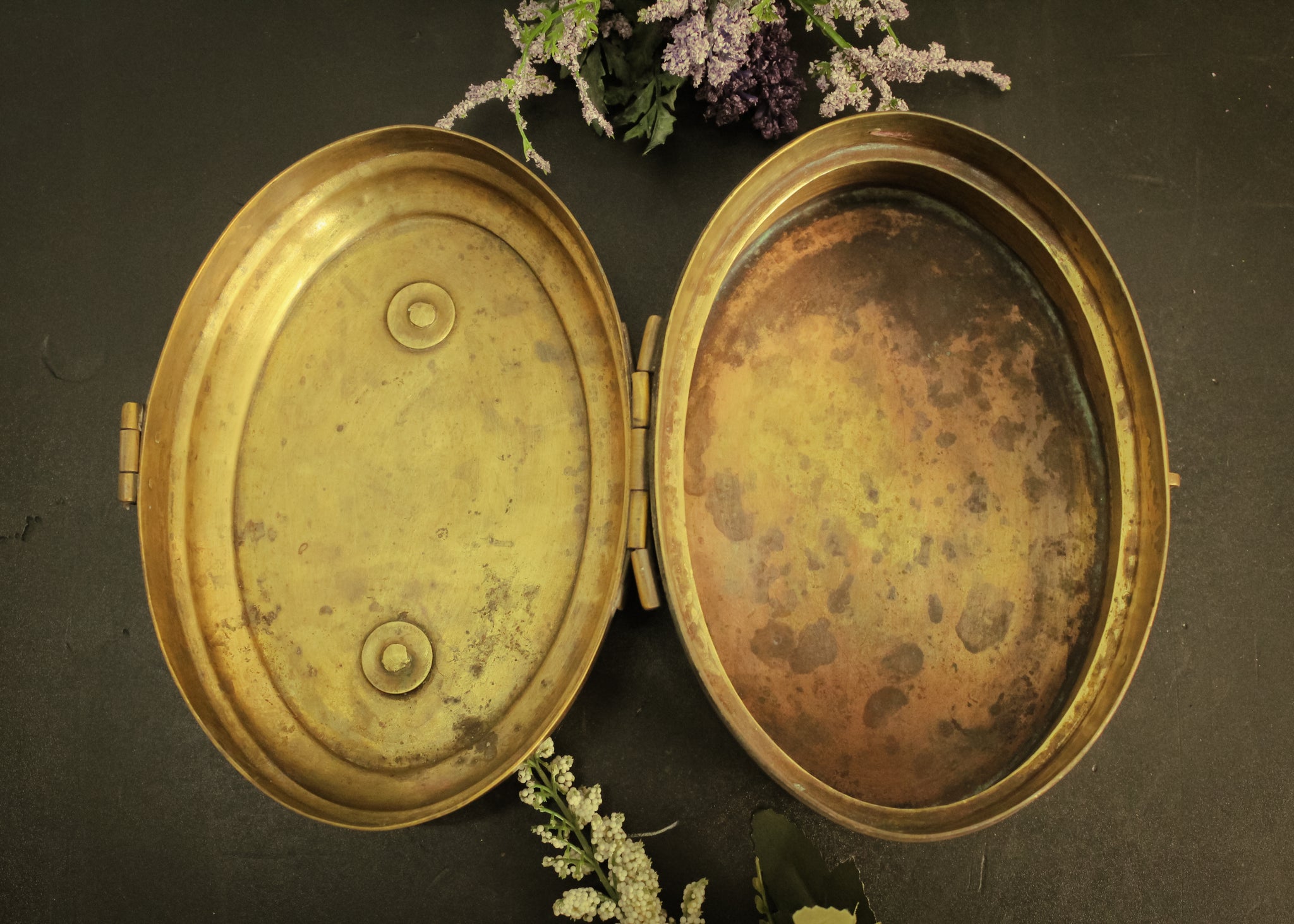 Vintage Brass Oval Box – Style It by Hanika
